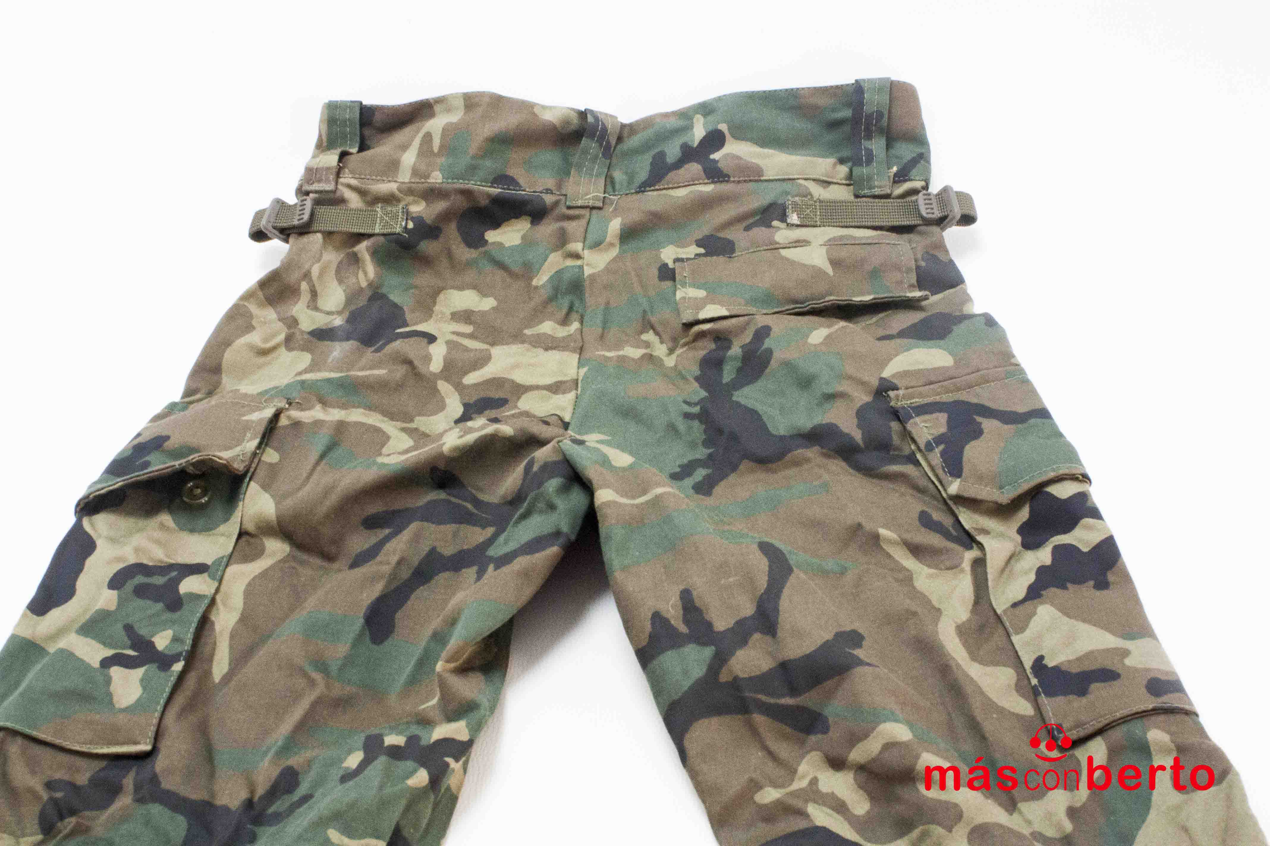 Ropa militar